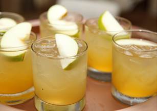 Dewar's Highlander Honey Cocktails - WhiskyCast